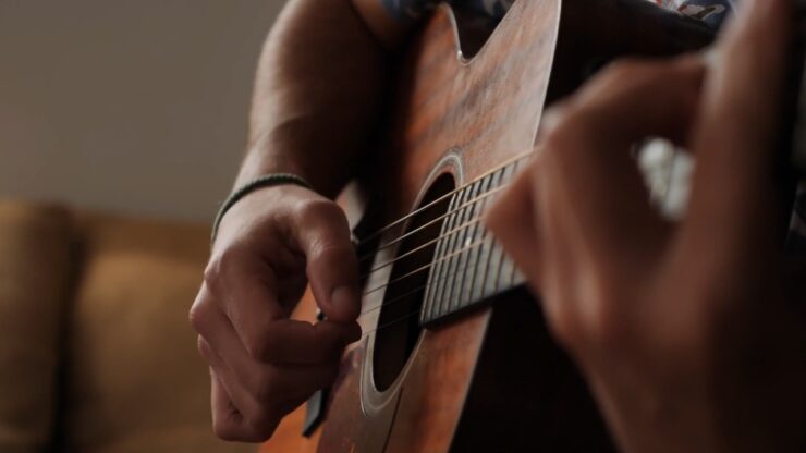 Mandolin vs Guitar: Which is Easiest to Learn? A Comprehensive Guide ...